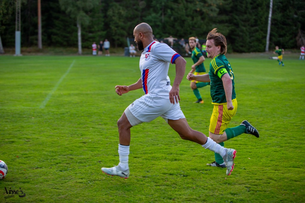 Tegelpannor i matchen mot Fanna BK 2 – Vittinge Idrottsklubb